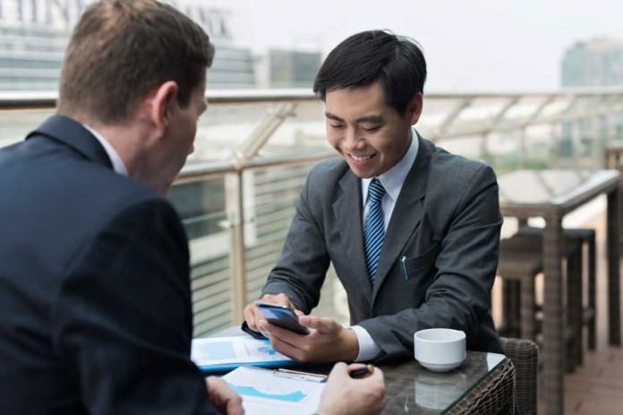 15 Rules Of Modern Gentleman Manners