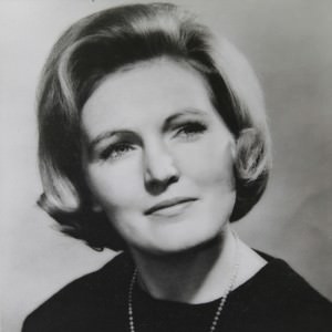 15 Facts About Mary Berry That You Didn't Know
